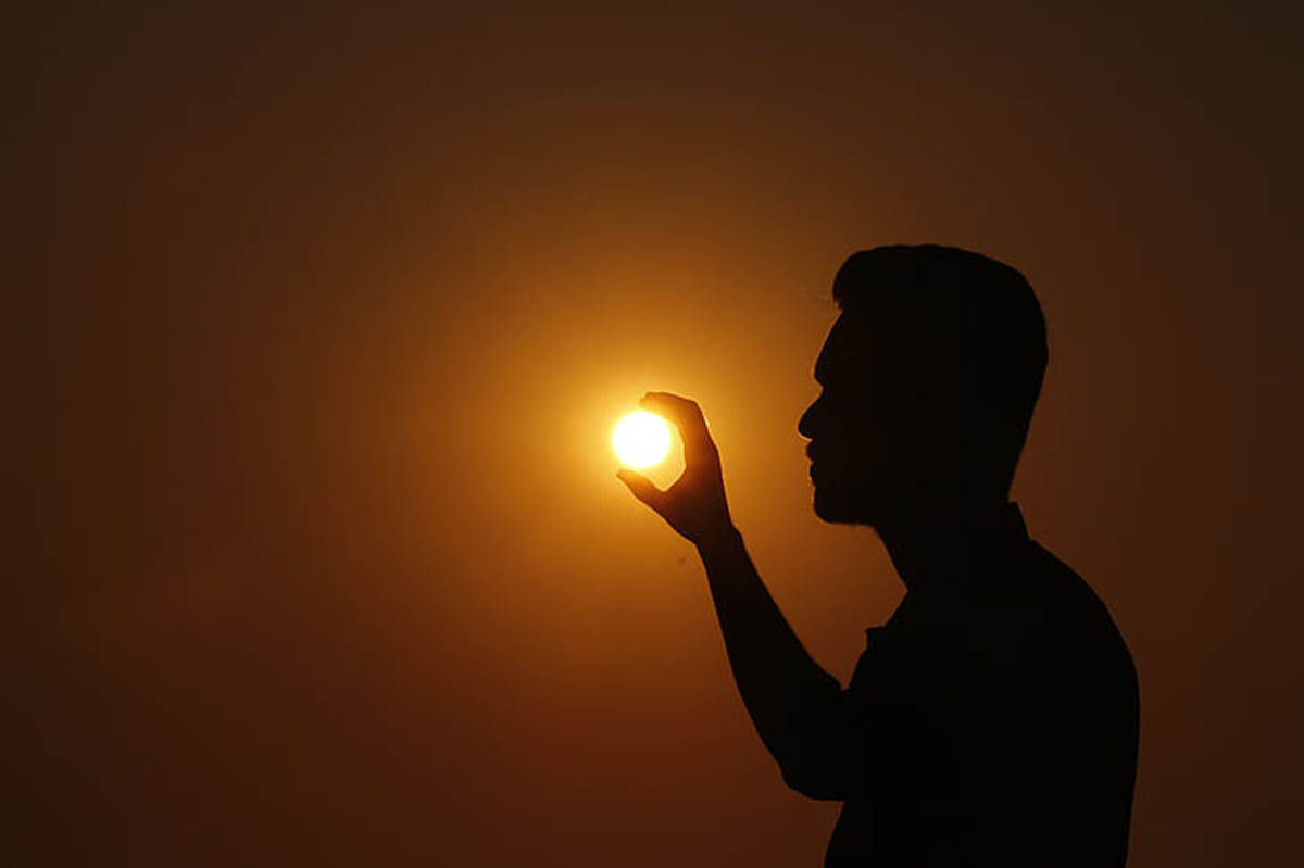 Mastering Forced Perspective Photography: Tips, Examples, and ...